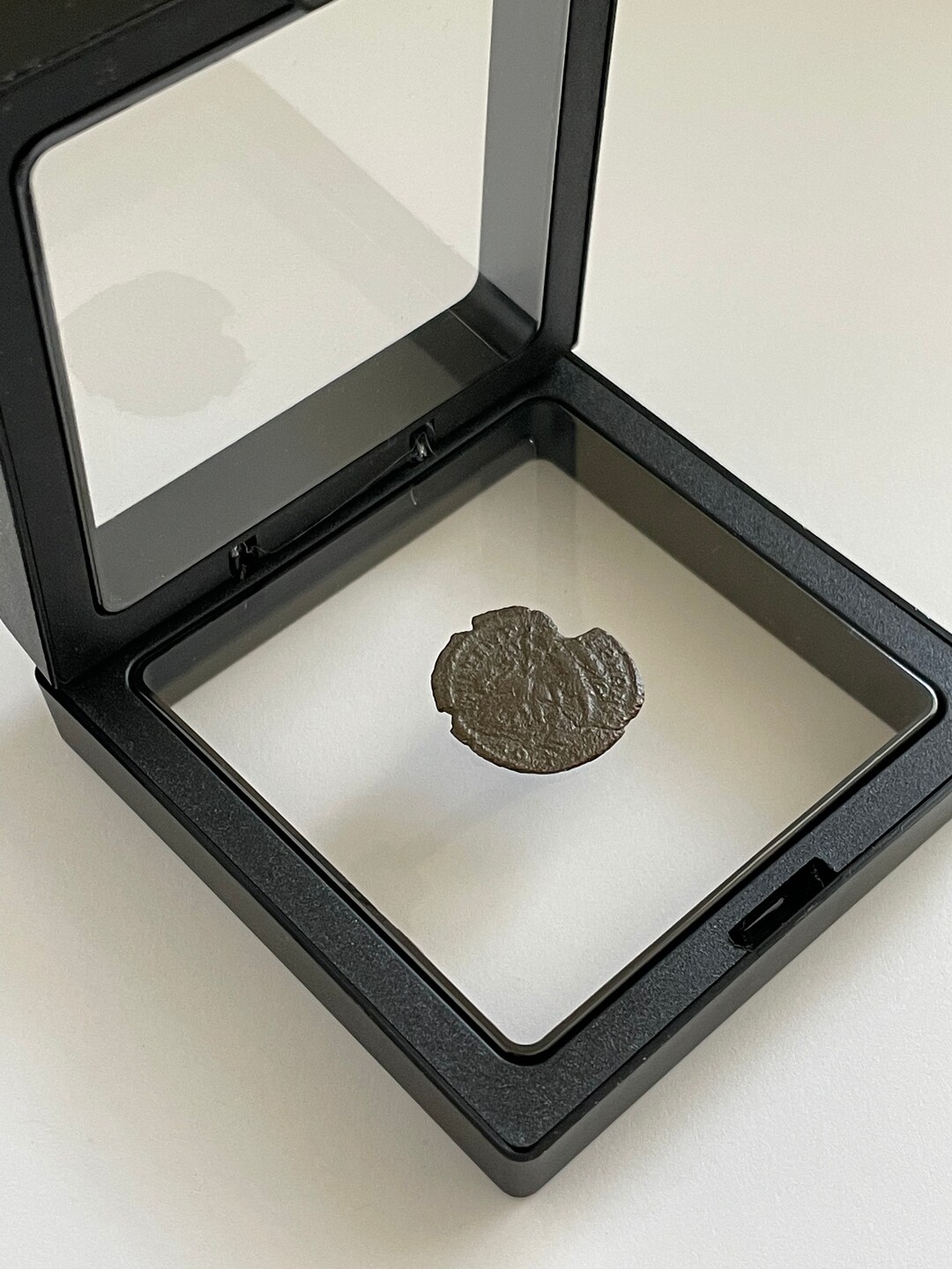 Ancient Roman Empire Bronze Coin With Case | Authentic | Quality | 1500 ...