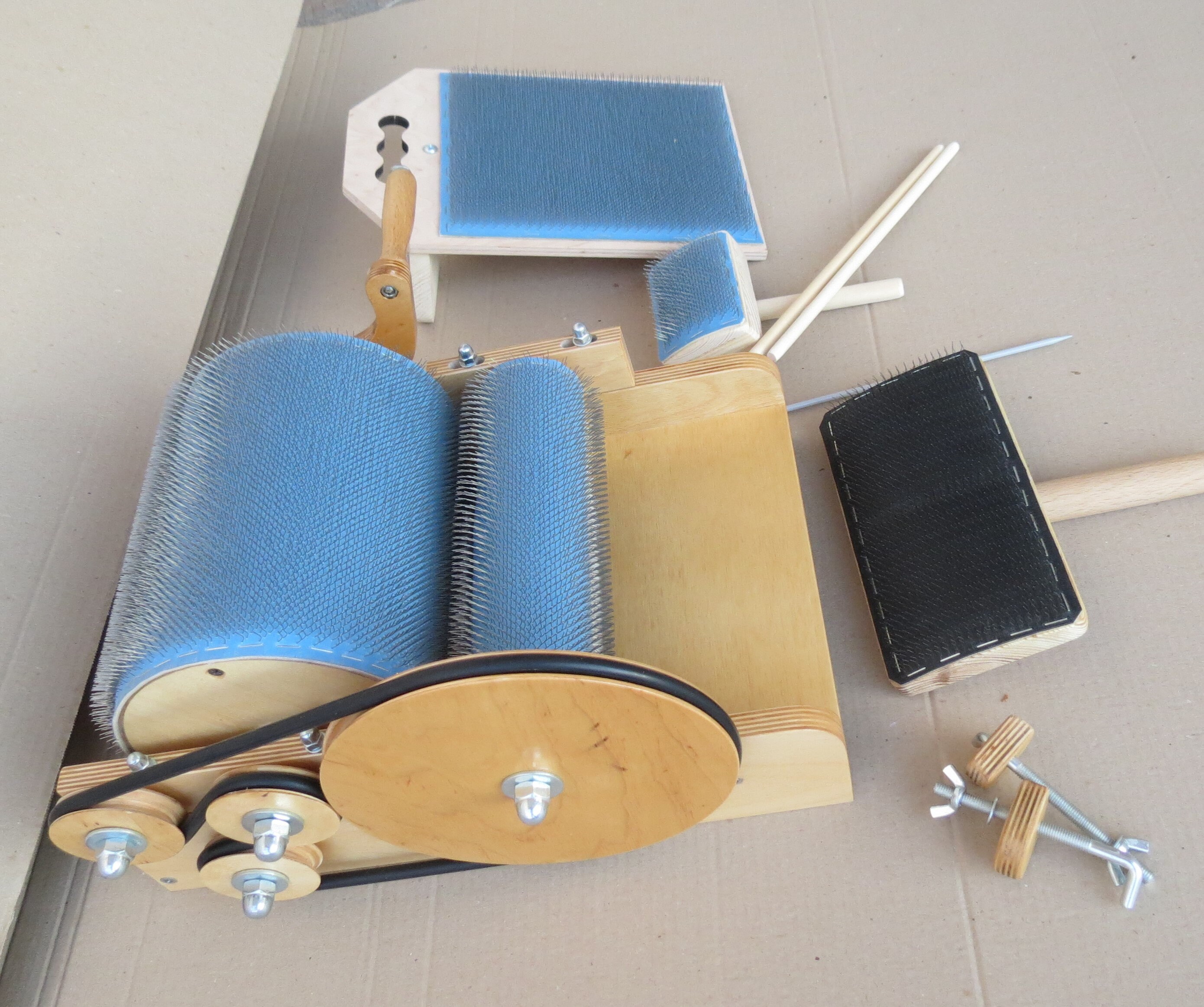 Set: Wooden Drum Carder for Wool and Fiber Combing Cardings - Etsy