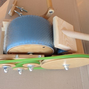 Wooden Mini Drum Carder for Wool Fiber Combing Cardings Blending Board ...