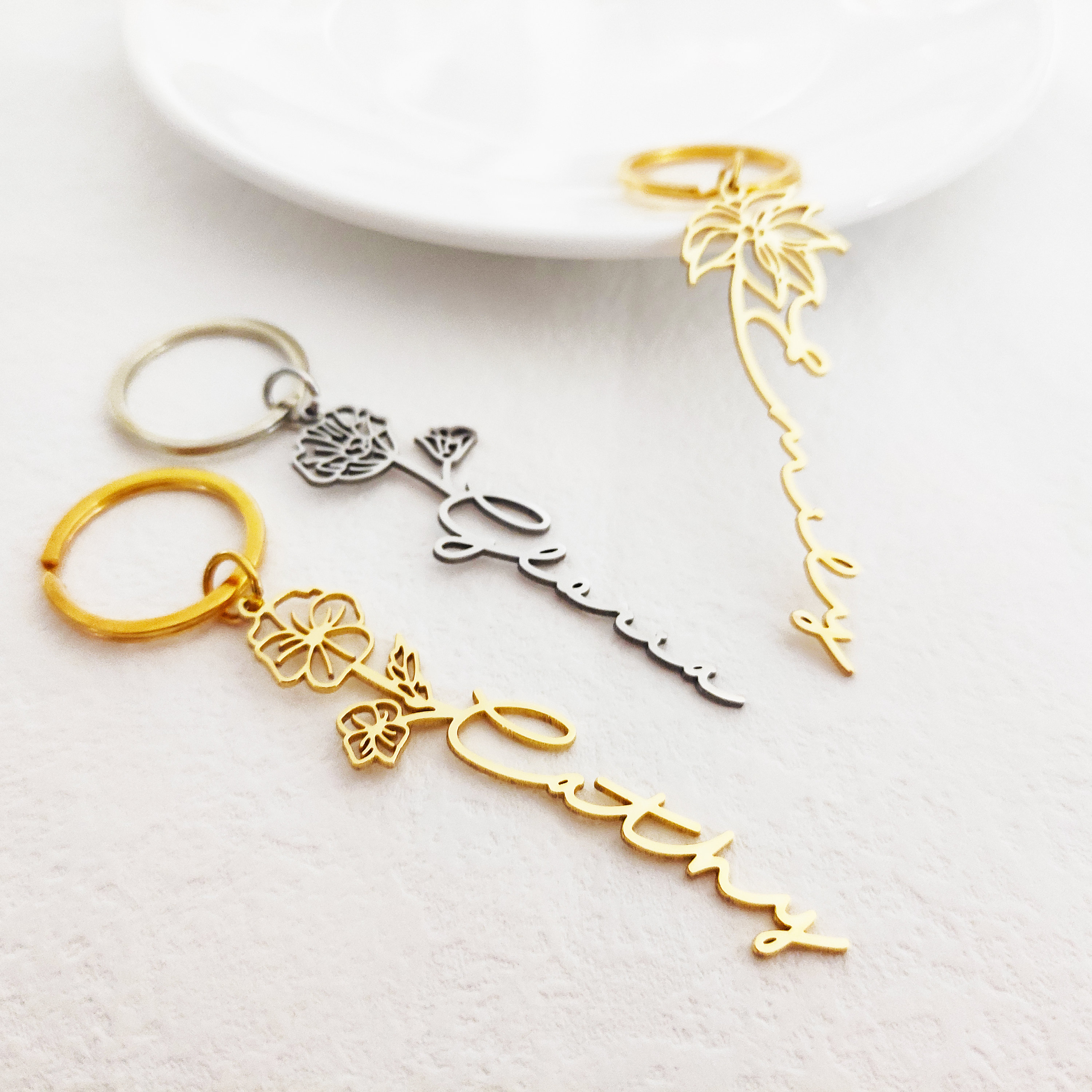 Custom Name Keychain With Birth Flower · Custom Birth Flower Name ...