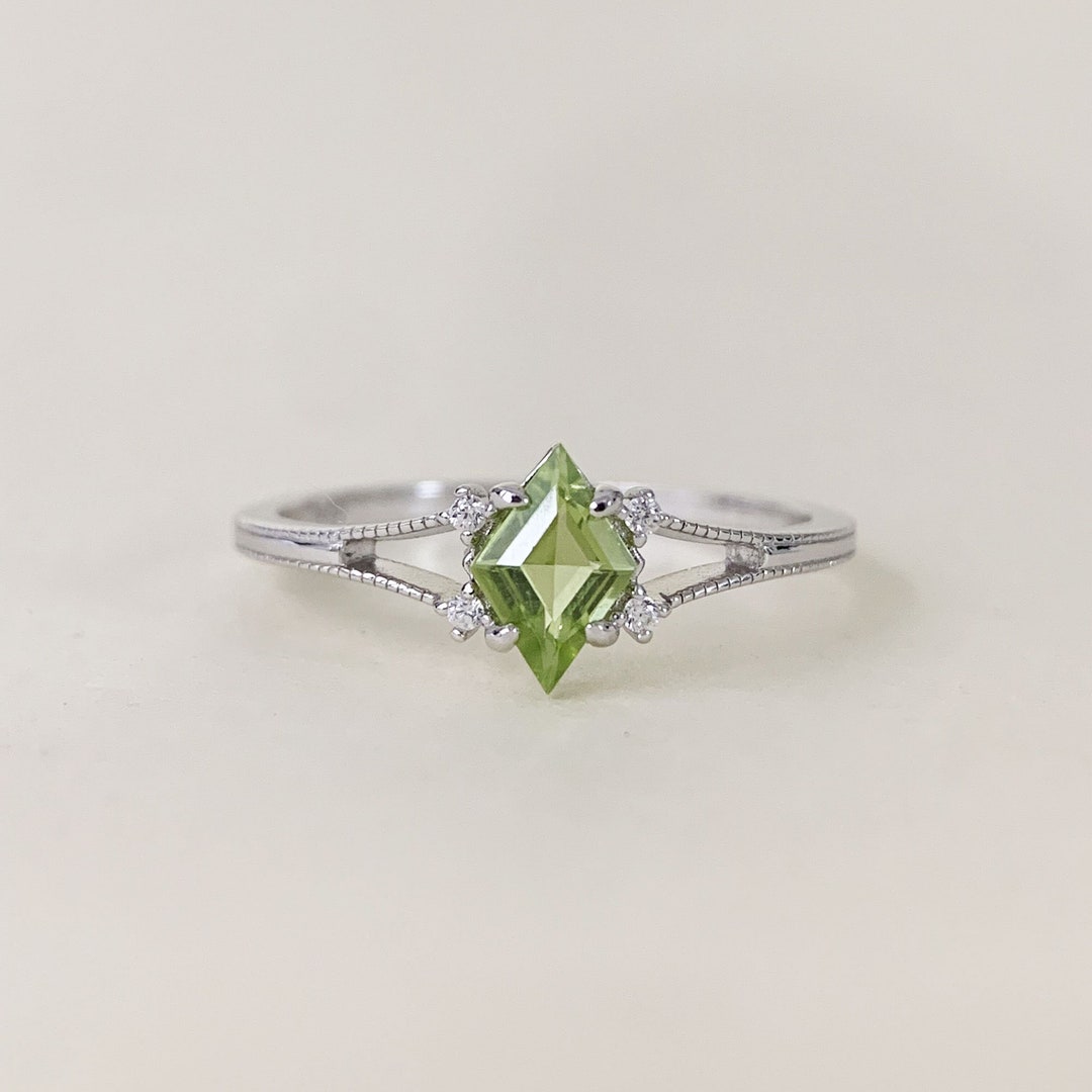Peridot Promise Ring Sterling Silver Green Olivine August Birthstone ...