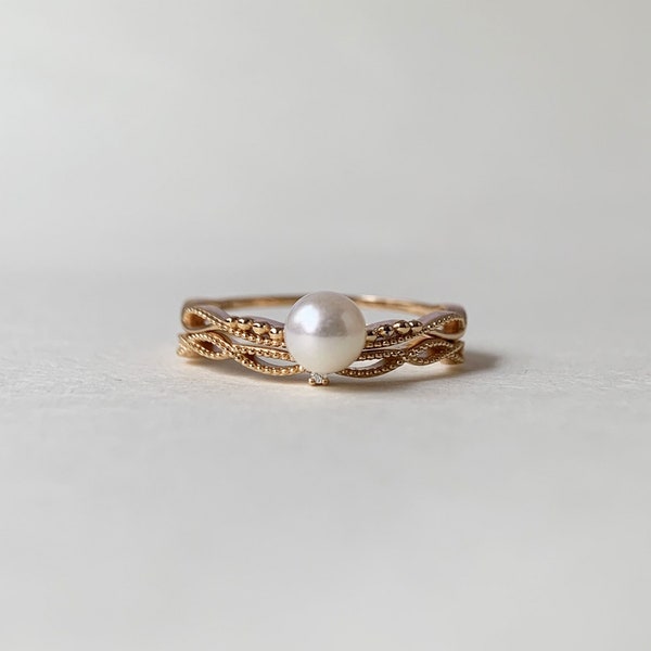 Pearl Engagement Ring Set - Etsy