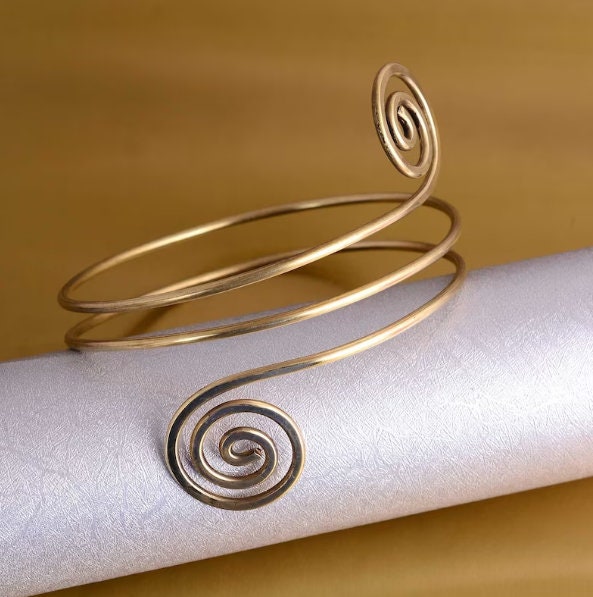 Minimalist Spiral Arm Cuff, Gold Arm Band, Spiral Upper Arm Band ...