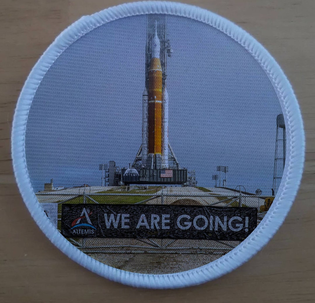 Artemis Moon Landing 2024 Patch Badge - Etsy