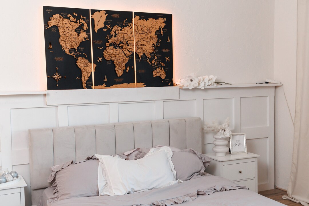 Cork World Map: Push Pin Travel Decor, Personalized Wood Wall Art - Etsy