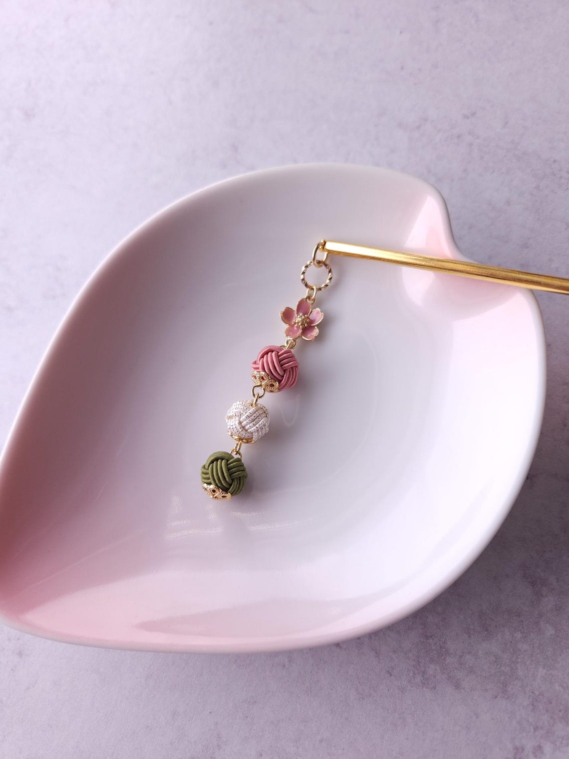 Japanese Mizuhiki Dangle Kanzashi Hair Stick, 3 Colors Hanami Dango ...