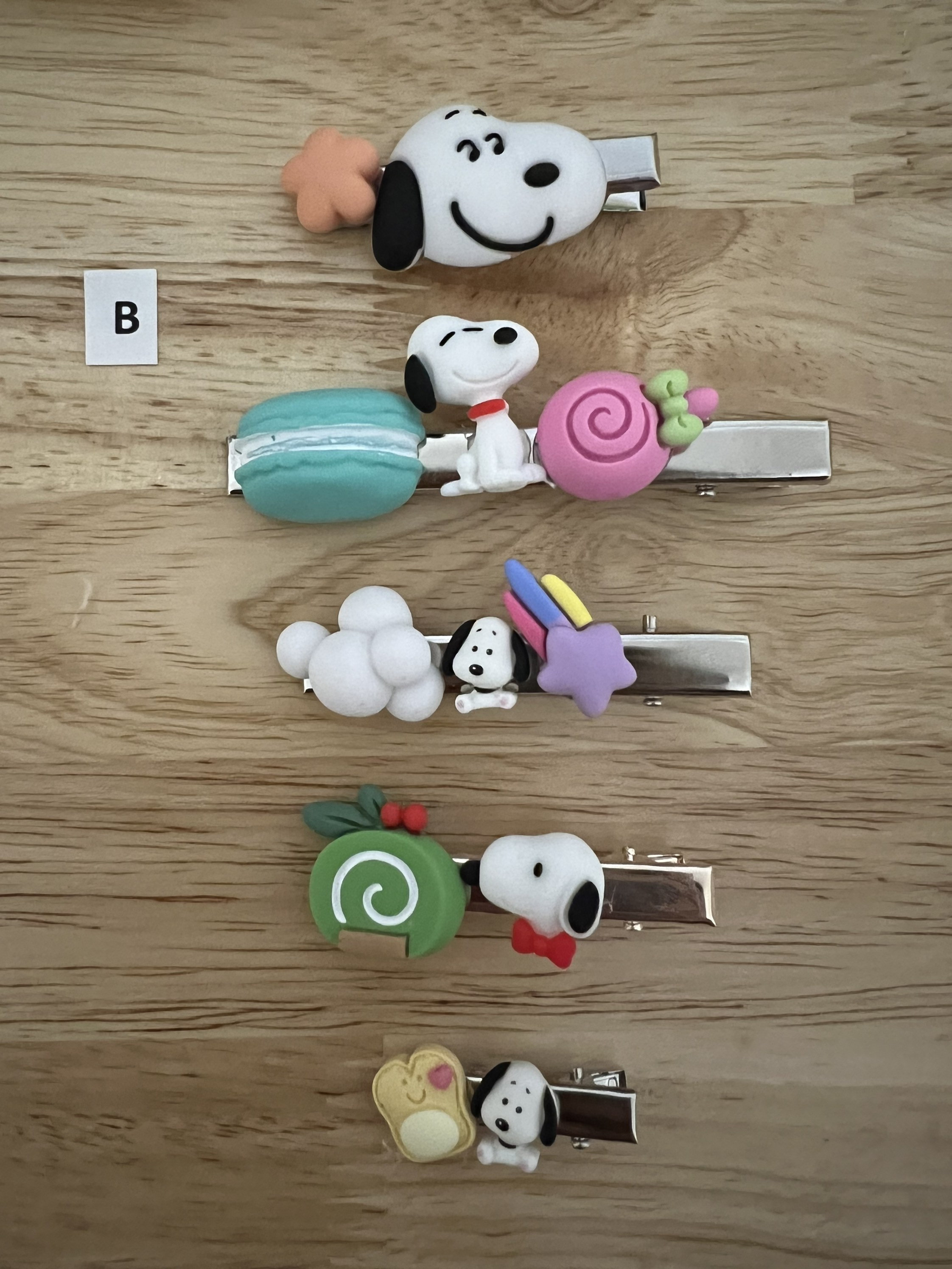 Snoopy Hair Clips - Etsy