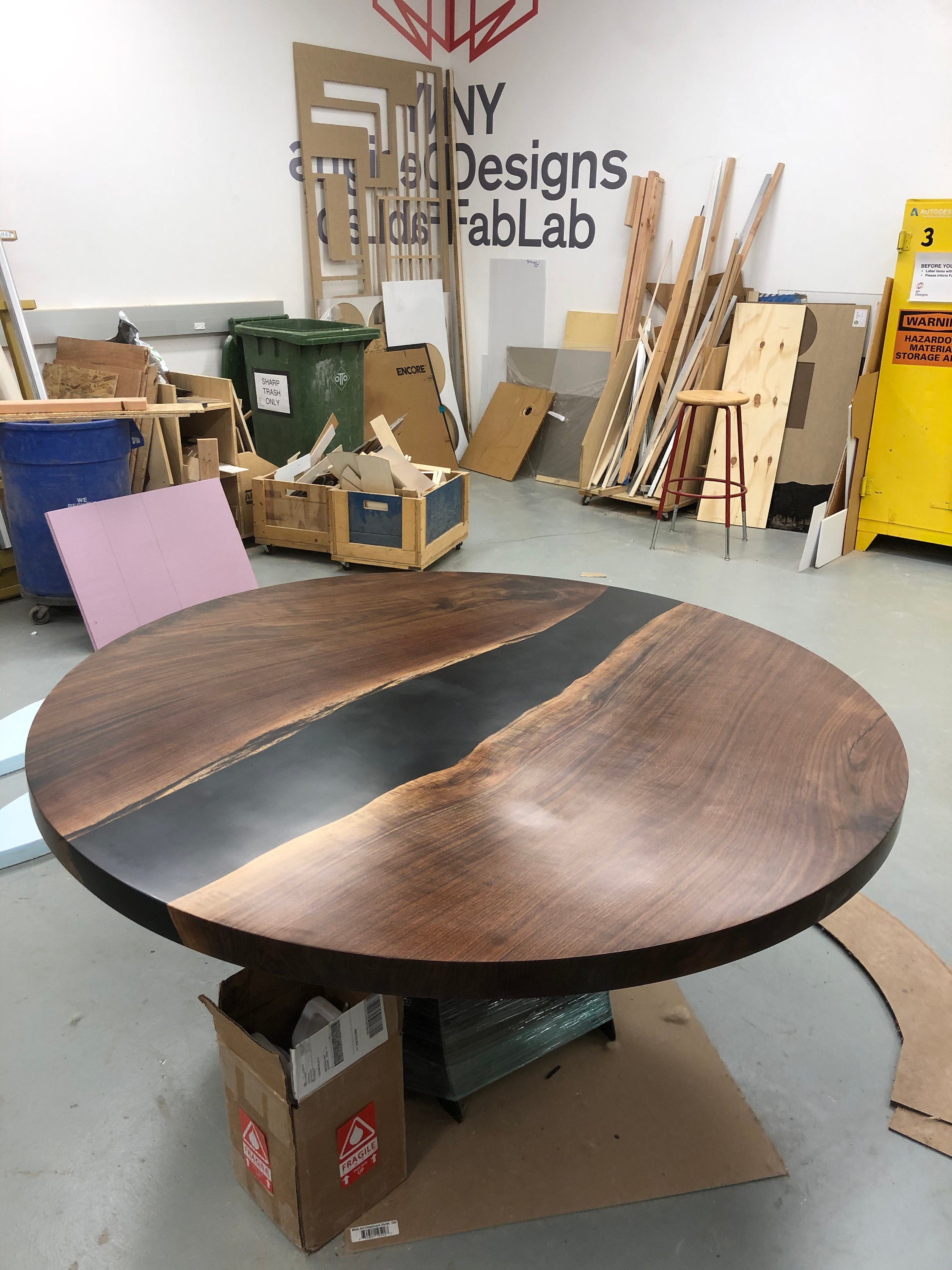 Parlor Table Custom Hardwood Epoxy Table Circular Wooden Table ...