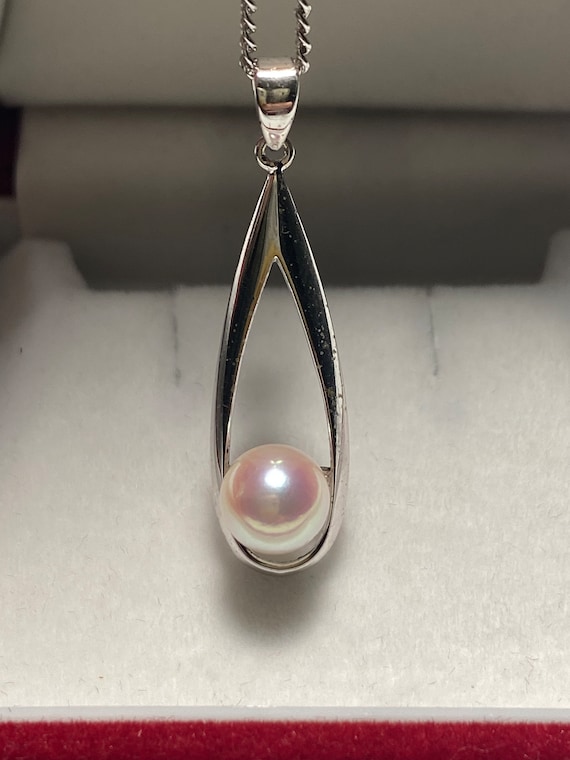 Mikimoto pearl pendant - Gem