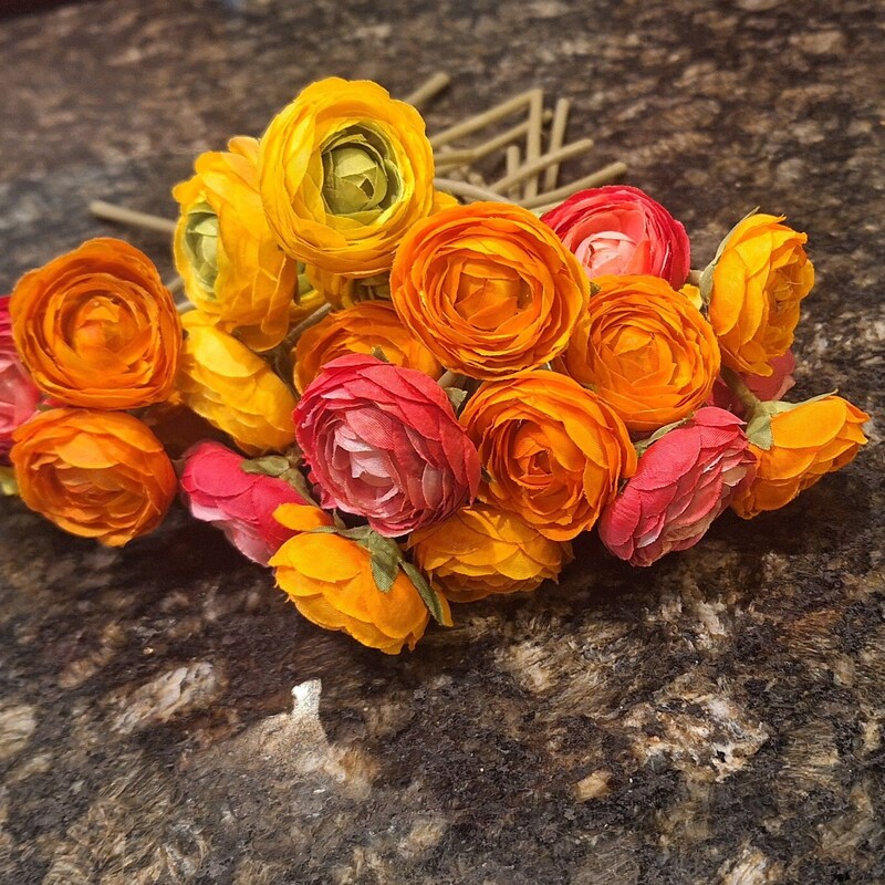 Silk Ranunculus - Etsy