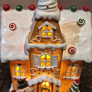Christmas Light up Gingerbread House With a Frosted Roof - Etsy