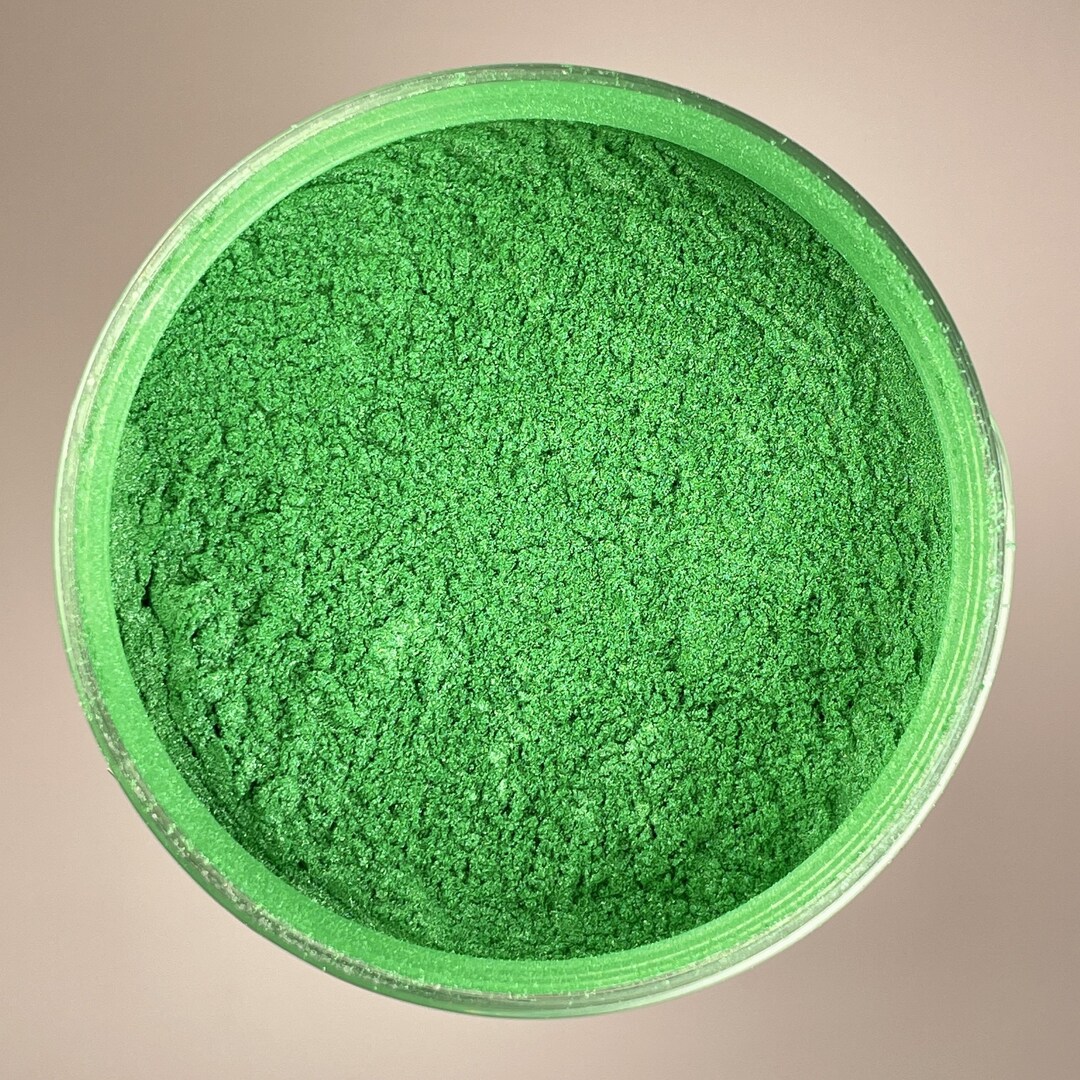 Shamrock Green Mica Powder - Beaver Dust Pigments - Etsy