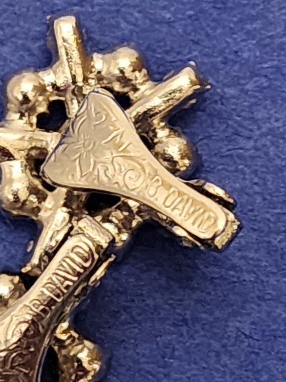 B David Vintage Costume Diamond and Rhinestone Clip o… - Gem