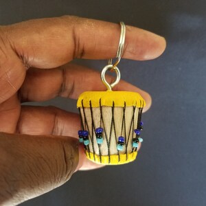 Miniature Drum Keyholders, Colorful Miniature Drum Keyrings, African ...