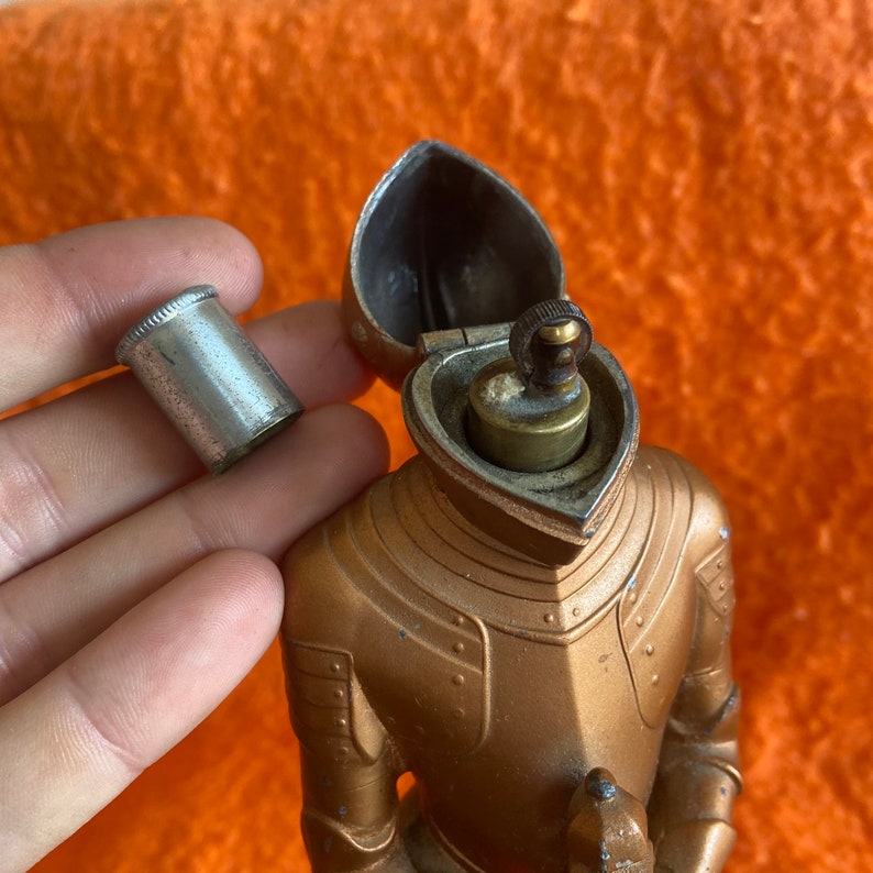 RARE ANTIQUE Large 1920s KNIGHT Table Lighter 10 England Würrtemberg ...