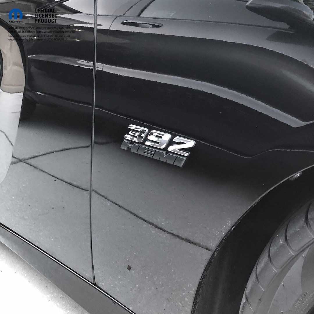 392 Fender Emblem Overlay Grayscale AMERICAN FLAG Fits Dodge Challenger ...