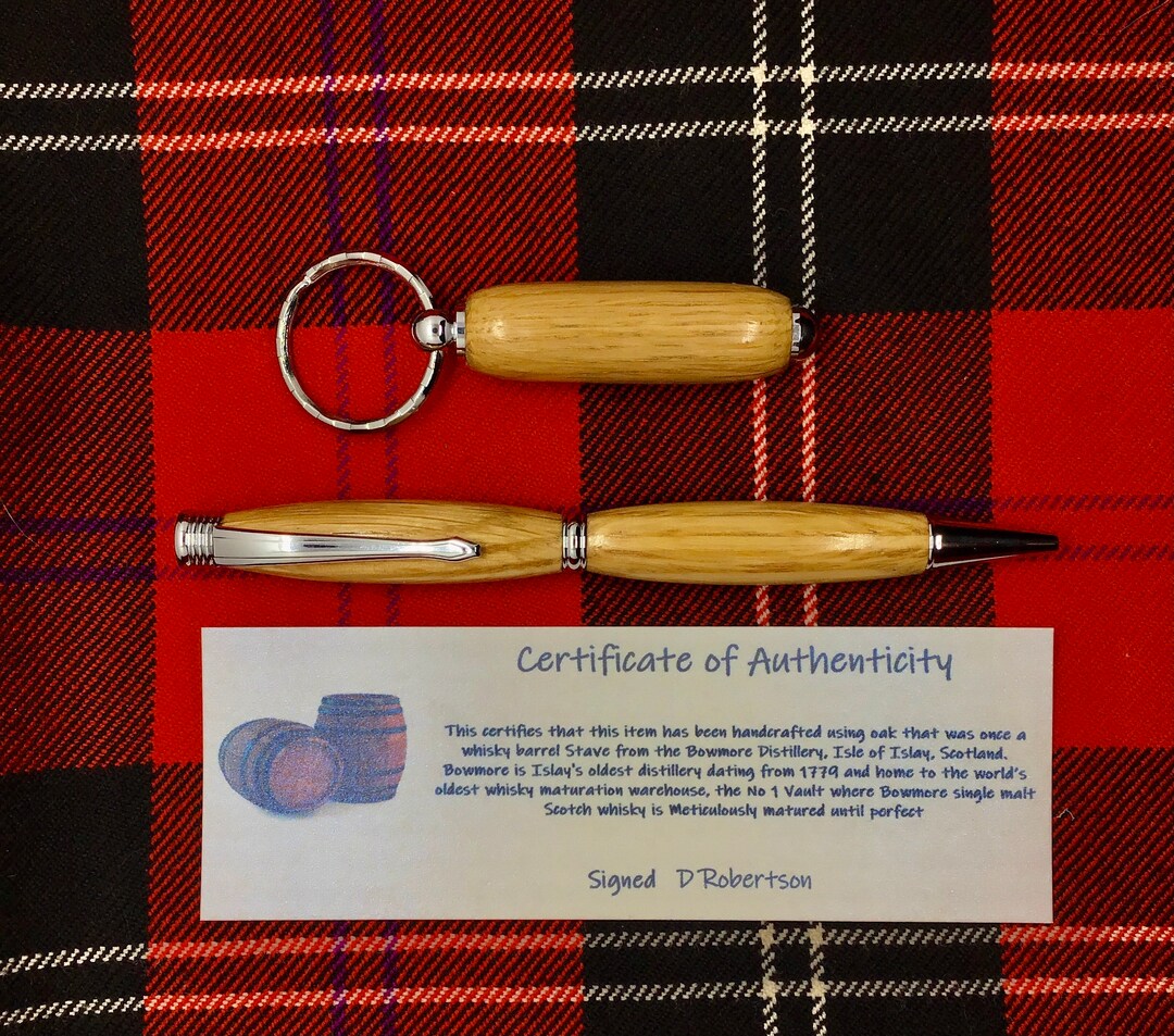 Oak Whisky Barrel Wooden Twist Pen & Keyring Set, Great for a Writers ...