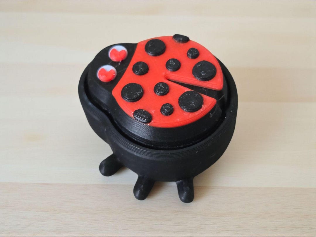 3d Printed Ladybug Clicker Fidget, Stocking Stuffer for Teens, White ...