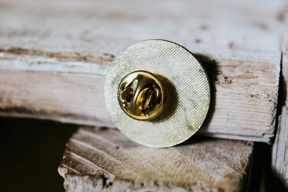 Vintage Metal Enamel Pin Button - Quiet Riot Rock Ban… - Gem