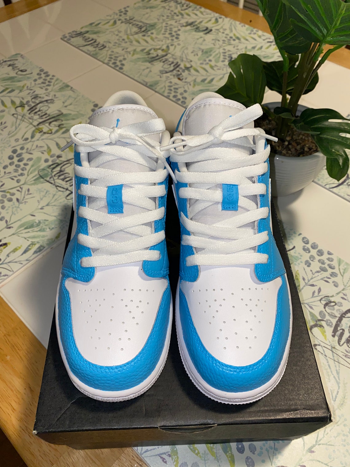 Jordan 1 Low UNC Color-way - Etsy