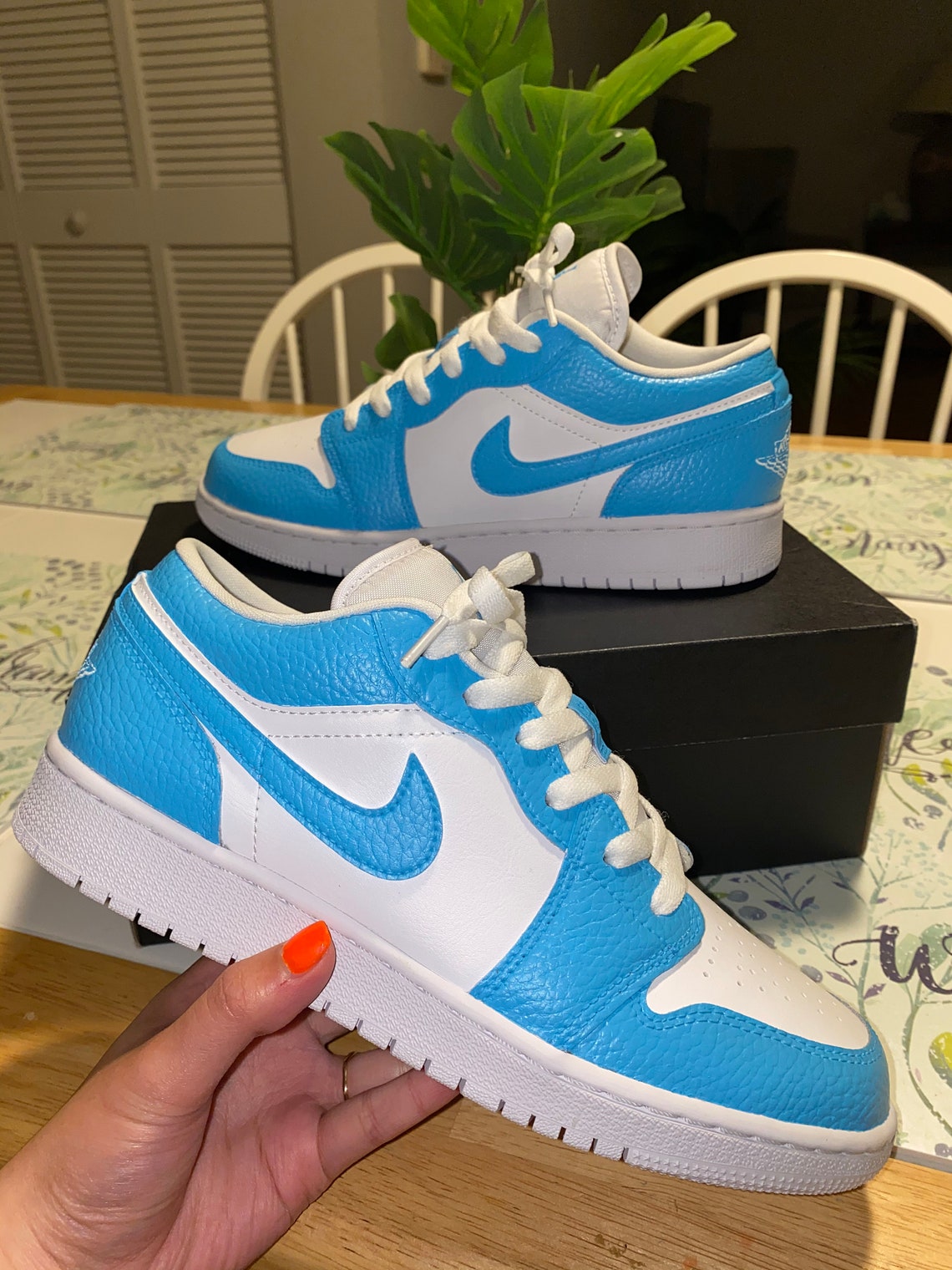Jordan 1 Low UNC Color-way - Etsy