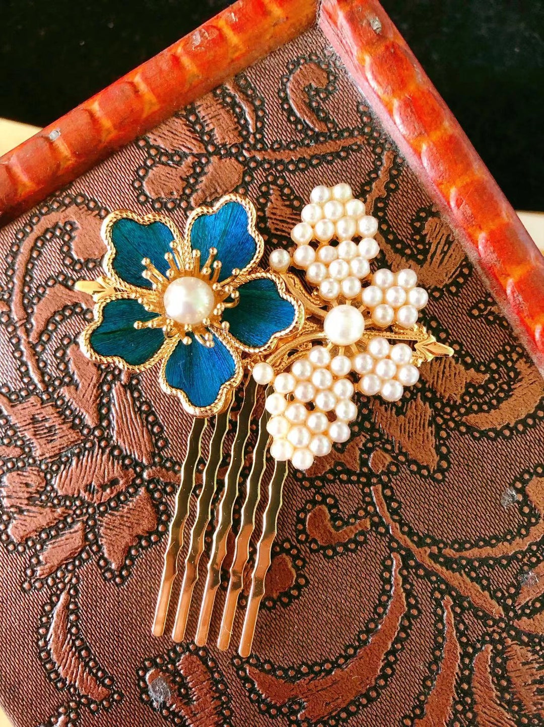 Kingfisher Craft Pearl Hairpin Hair Comb Peacock Feathers Traditional ...