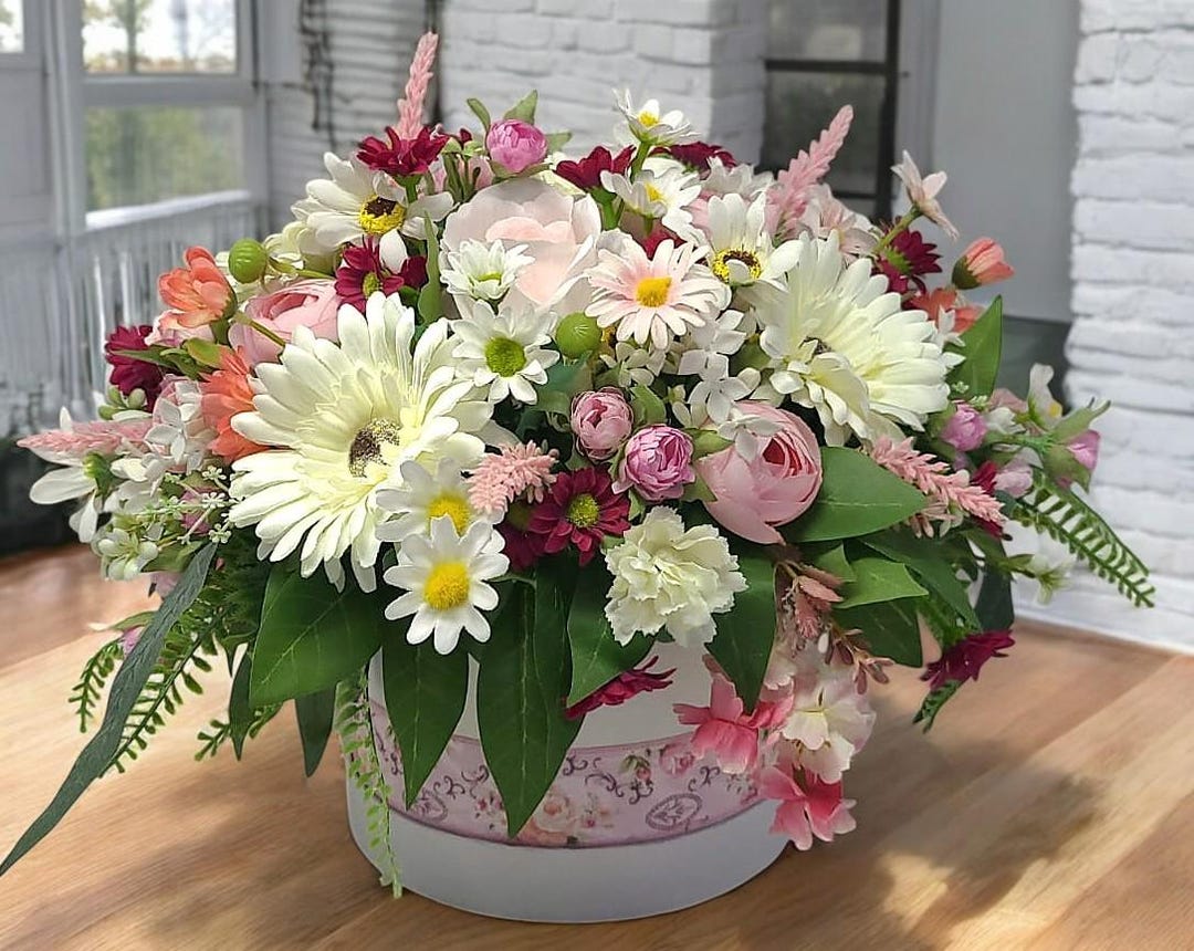 Hat Box Floral Arrangement, Gift for Mothers Day or Anniversary or ...