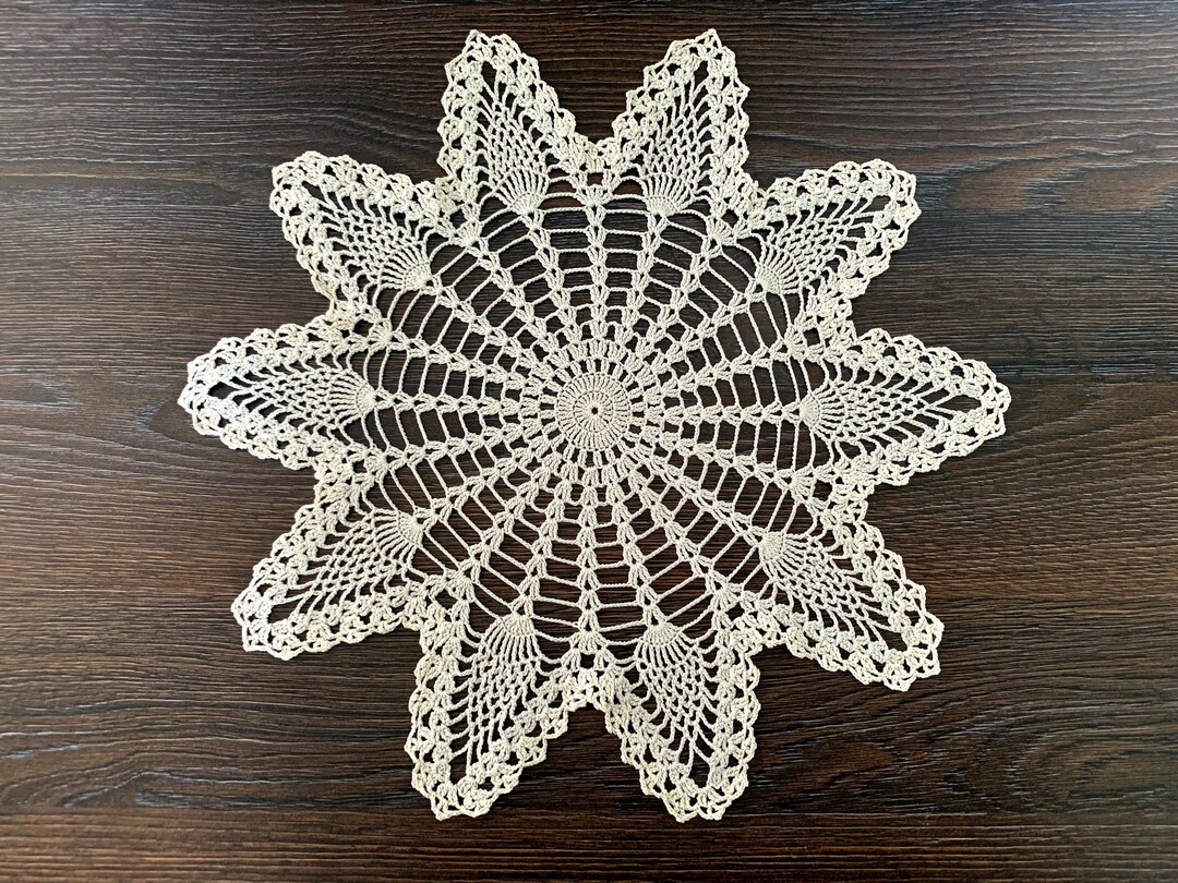 Vintage Crochet Doilies 2 Tyres Gray 15.3 Inch / 39 Cm and White 14.5 ...