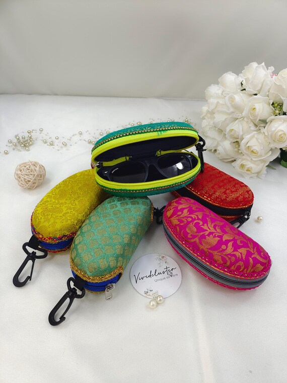 Decorative glasses case store