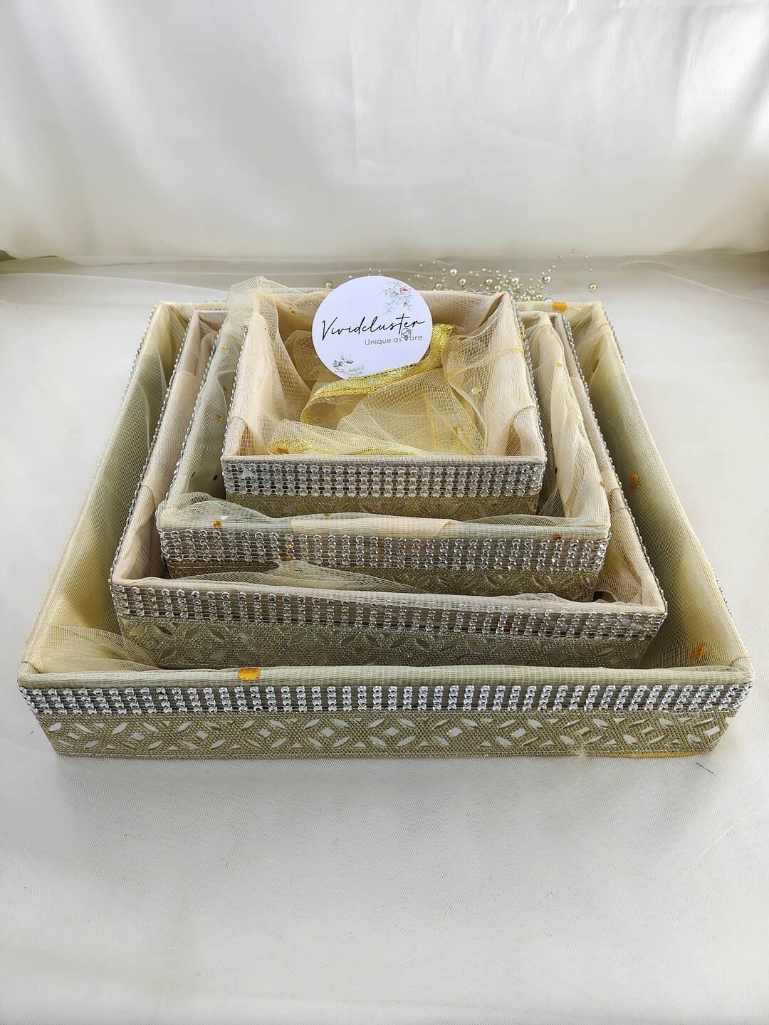 Pakistani Shagun Tray/clothes Tray Mendhi Henna Cones Dala Decore Roka ...