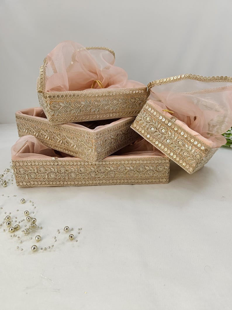 Happy Vals Day Tray Hamper, Rectangular Cardboard Base, Set: 4, (pink ...