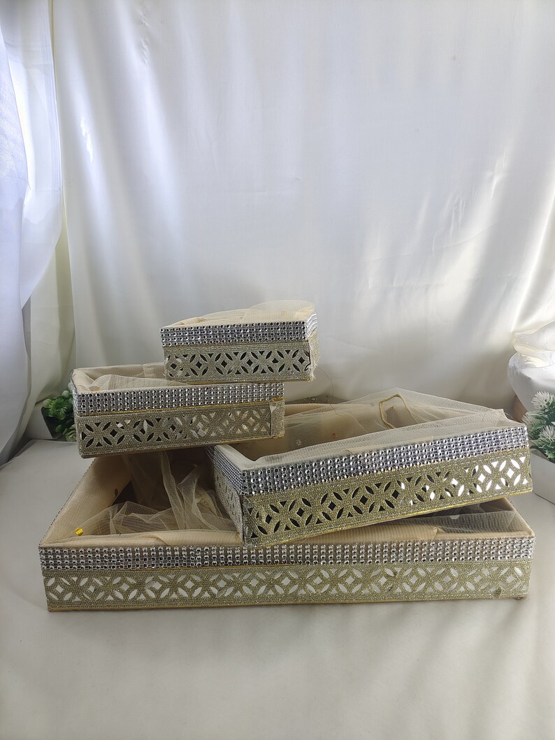 Pakistani Shagun Tray/clothes Tray Mendhi Henna Cones Dala Decore Roka ...