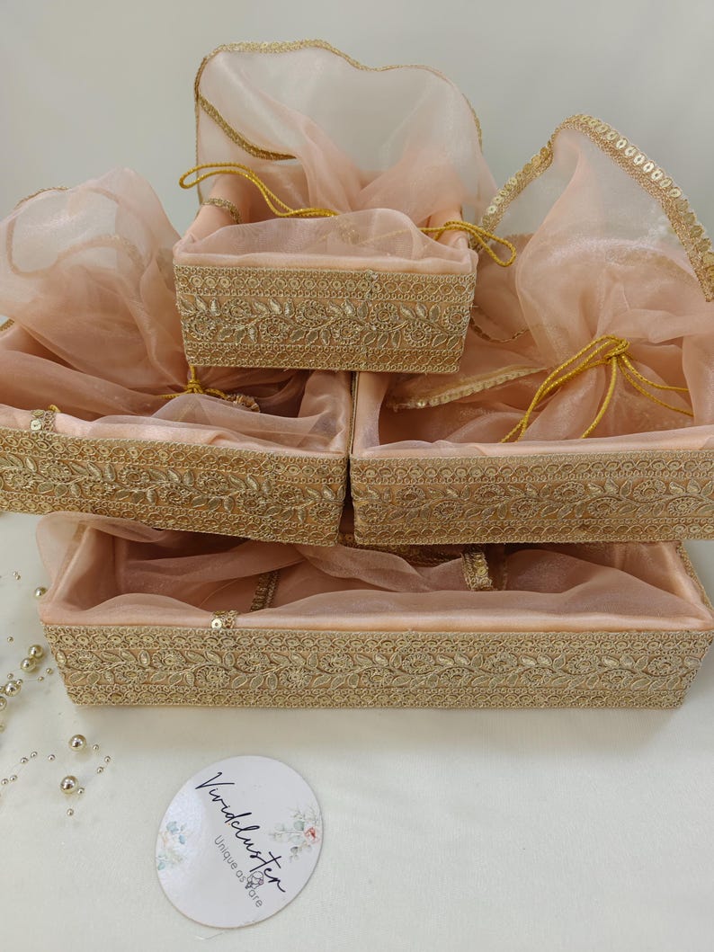 Happy Vals Day Tray Hamper, Rectangular Cardboard Base, Set: 4, (pink ...