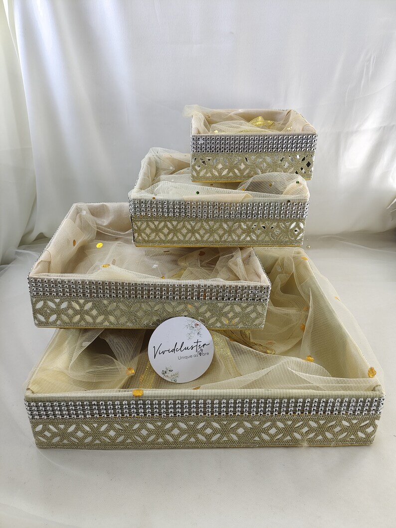 Pakistani Shagun Tray/clothes Tray Mendhi Henna Cones Dala Decore Roka ...