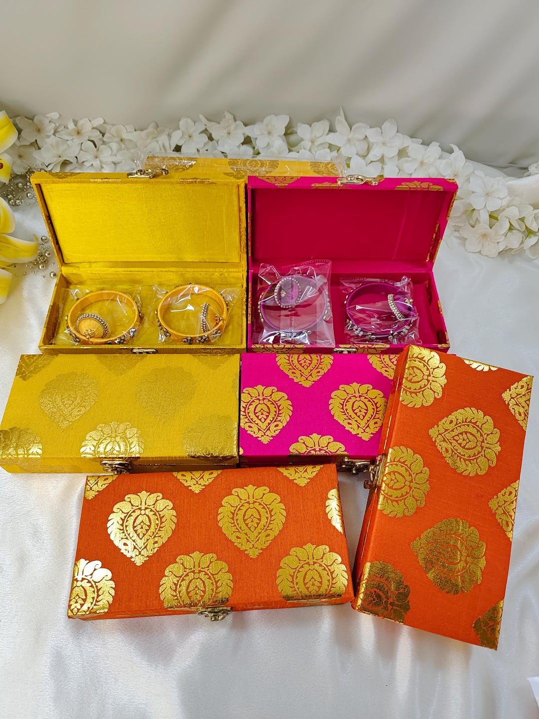 Silk Bangle & Jewelry Box: Indian Wedding Gift Packaging - Etsy