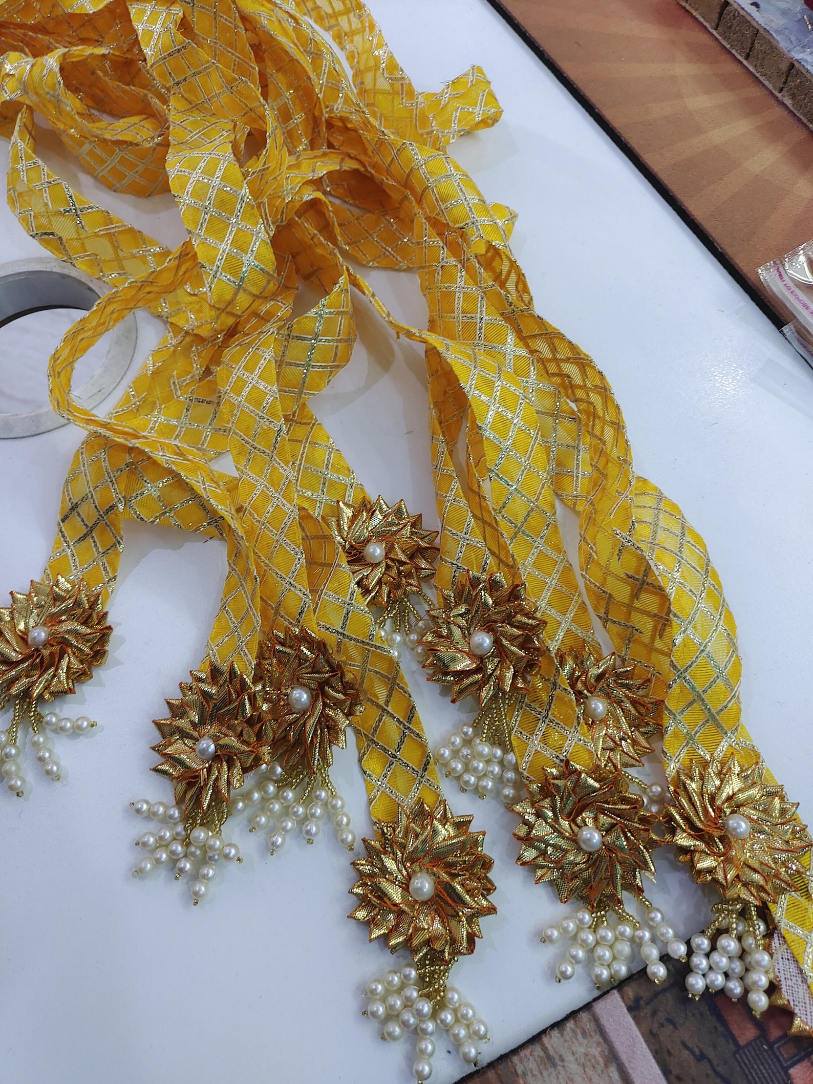 Yellow Milni Haar Welcome/ Milni Mala : A Symbol of Love and Union for ...