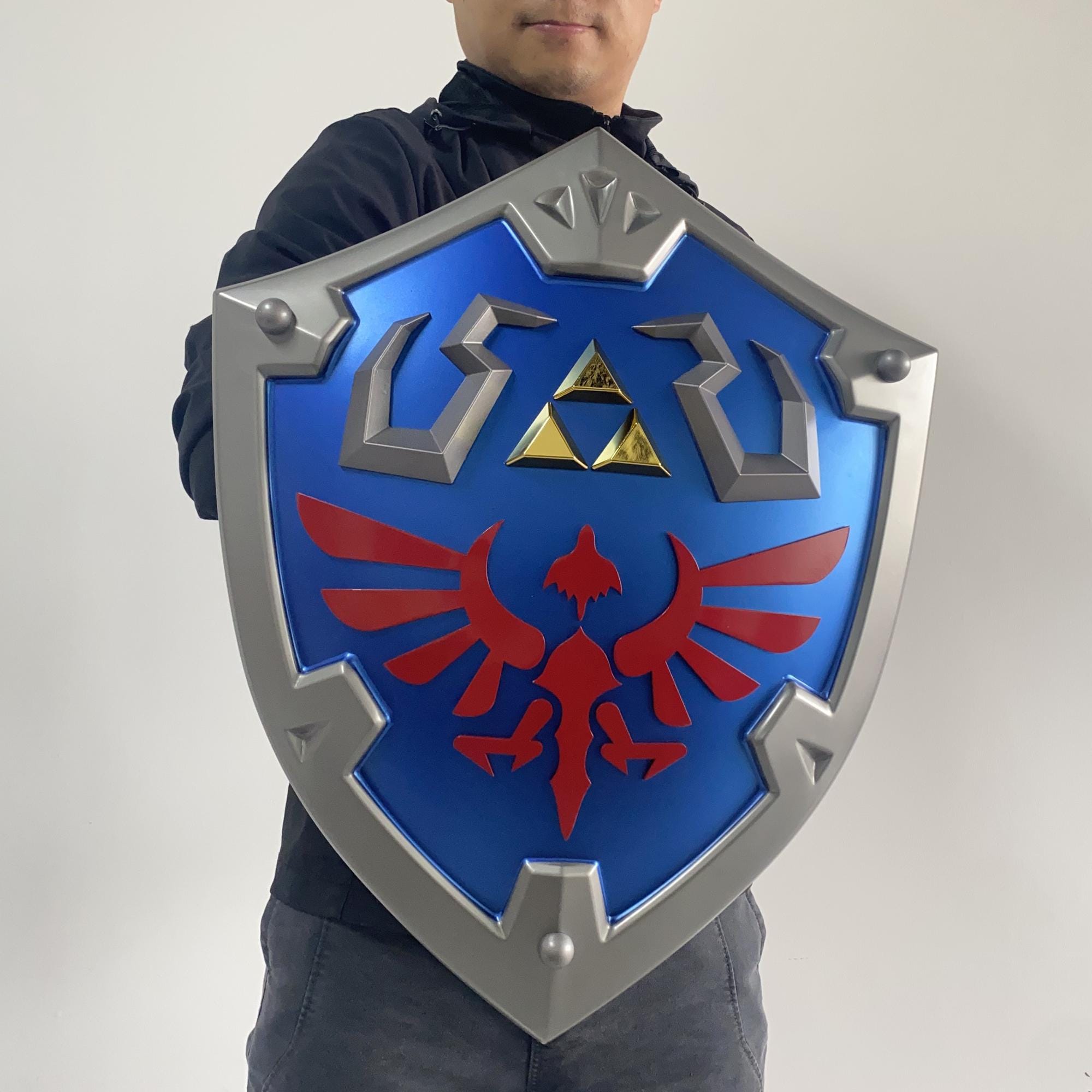 Hylian Shield Metal Shield Cosplay 1:1 Size the Legend of Zelda Cosplay ...