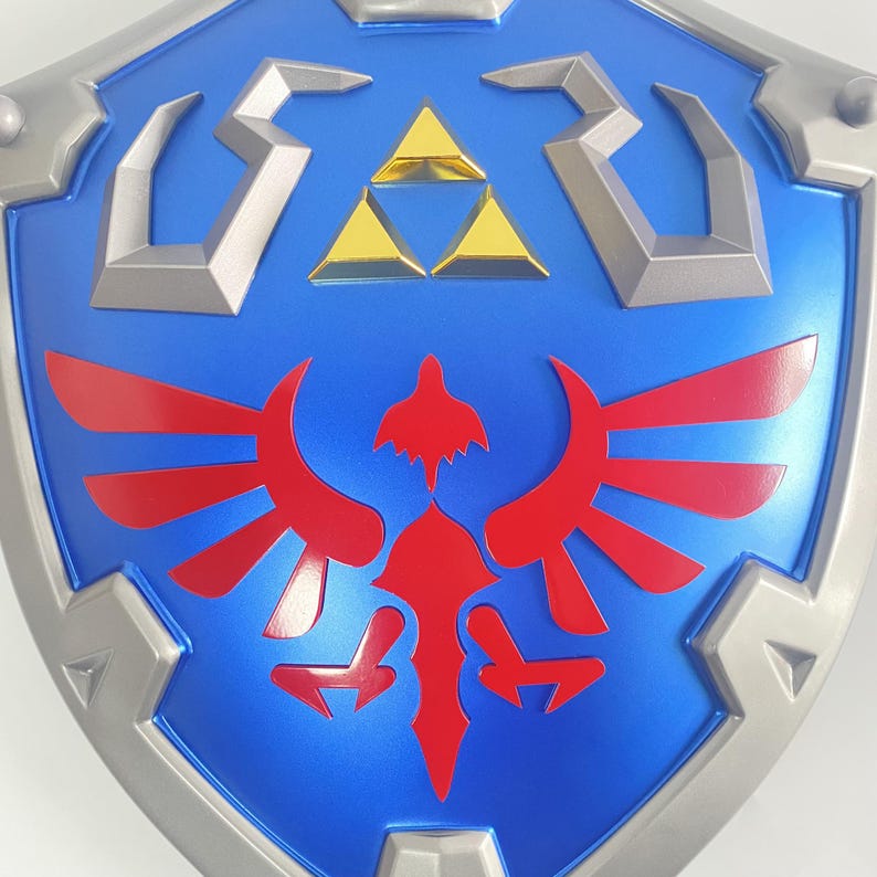 Hylian Shield Metal Shield Cosplay 1:1 Size the Legend of Zelda Cosplay ...