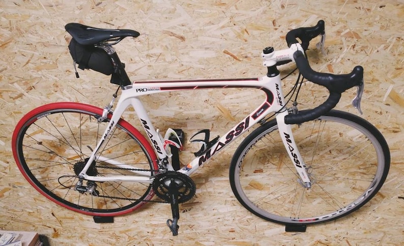 Wall Mount for MTB and Road Bikes / Bracket to Hold Bike on the Wall ...