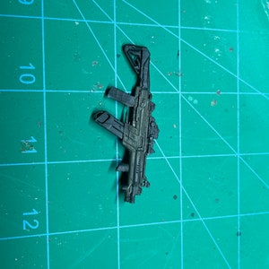 Titanfall/apex R-97 Compact Submachine Gun 3D Printed for HG - Etsy