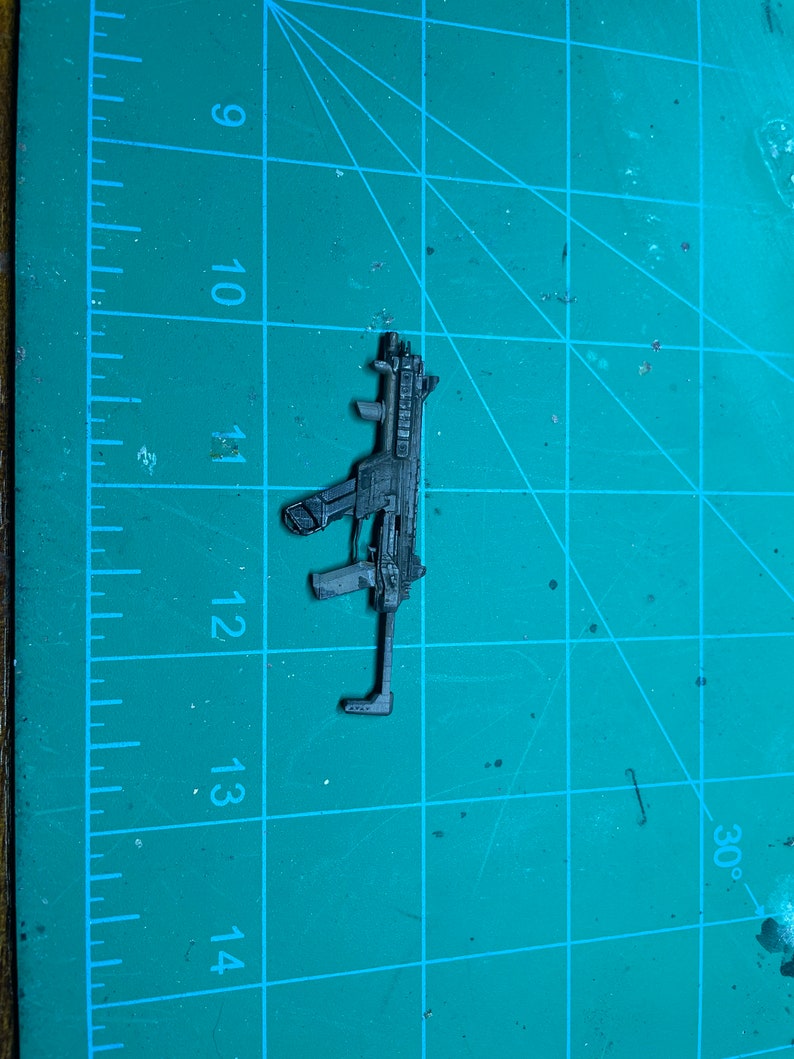 Titanfall/apex R-99 Submachine Gun - 3D Printed for HG Gundam (1/144 ...