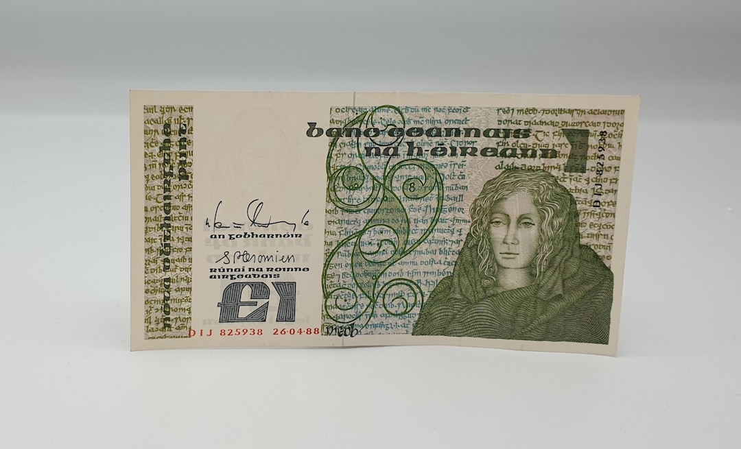 Old Irish One Pound Note Circa 1989 Uncirculated, Irish Heritage ...