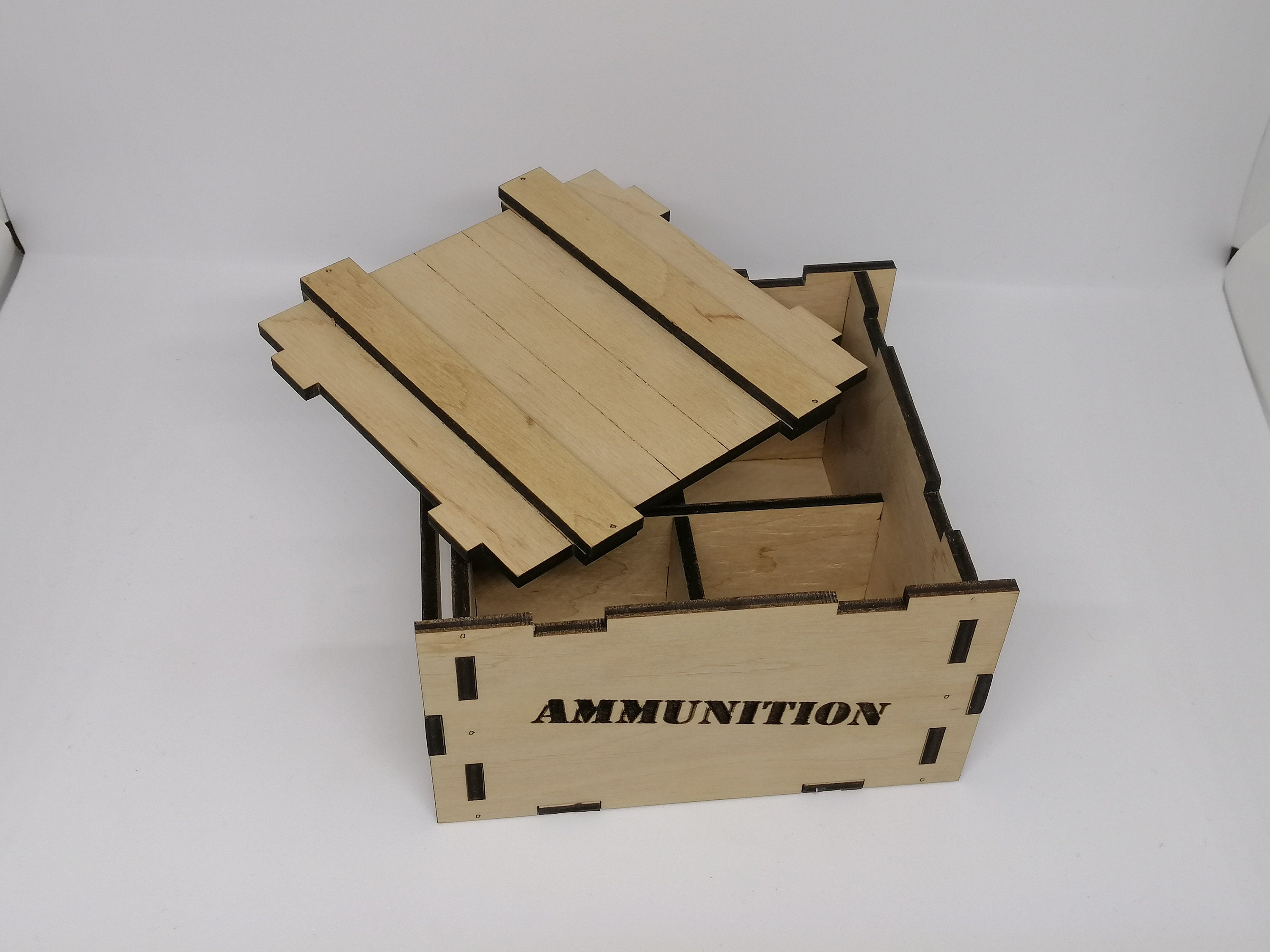 Wooden gift box for four steel shot glasses made in the style - Etsy España