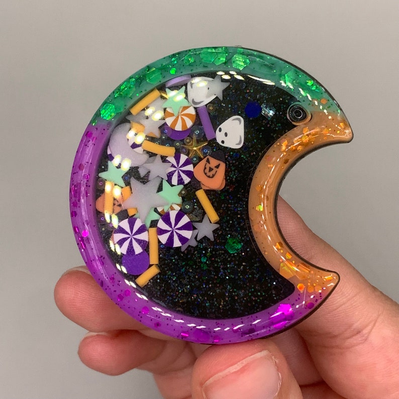 Cute Kawaii Spooky Halloween Moon Charm Resin Shaker Keychain - Etsy