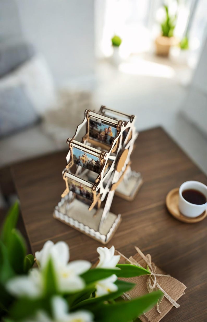 Personalized Wooden Photo Ferris Wheel Gift With 8 or 16 Pictures, the ...