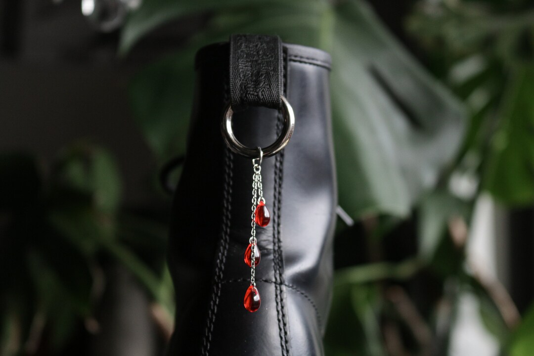 Red Drop Dangle Boot Charm | Vampire Blood Pull Loop Shoe Accessories ...