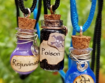 Poison Necklace - Etsy