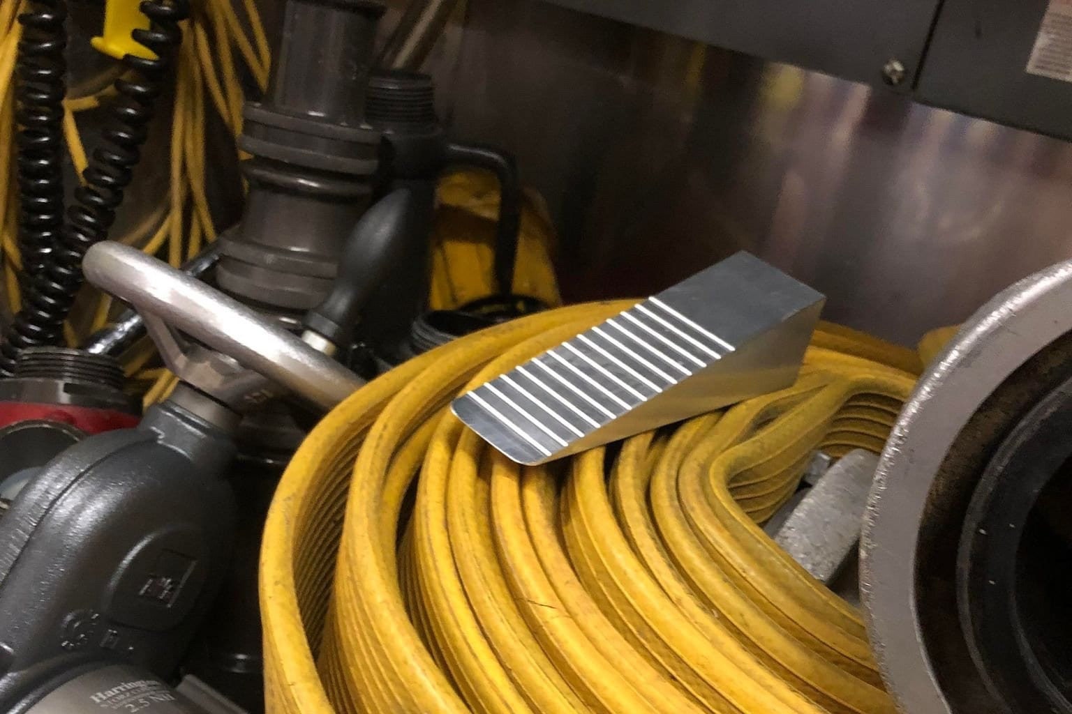 Atomic Wedgies Firefighter Wedge Forcible Entry Tool Made of Aluminum ...