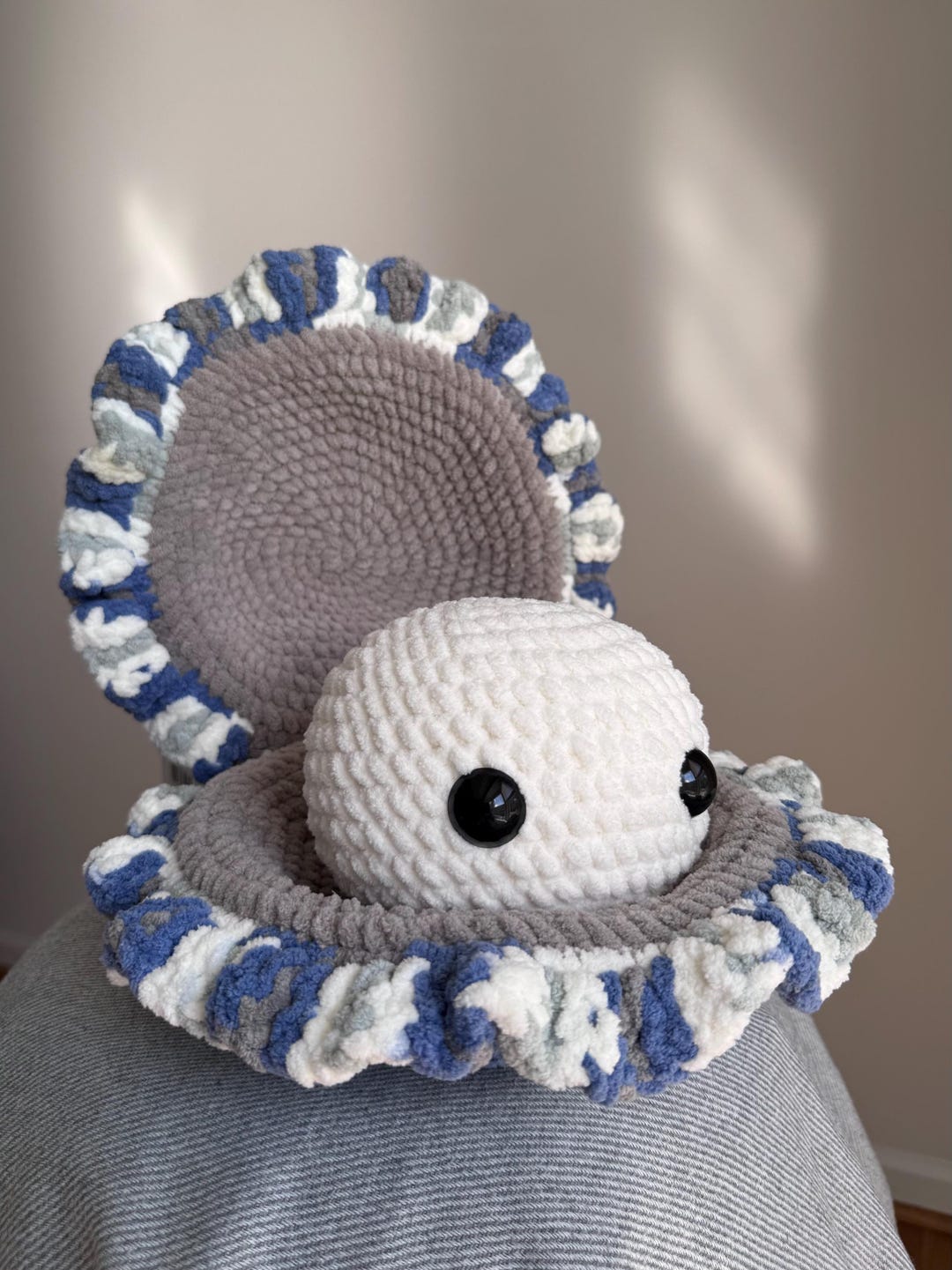 Crochet Clam Plushie -- Handmade Amigurumi Clam With Cute Removable ...