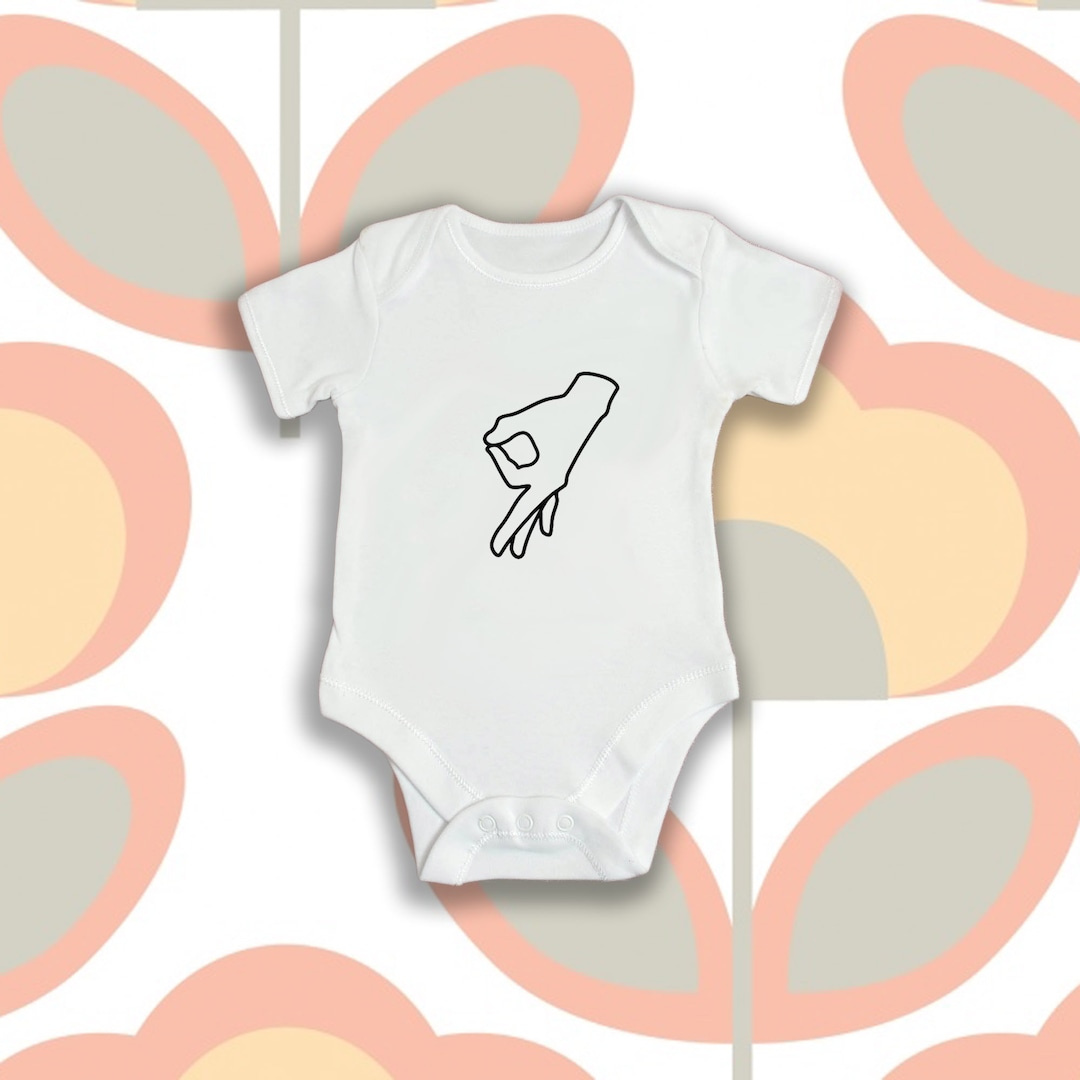 Circle Game Gotcha Gesture Okay Sign Finger Circle Funny Baby Grow Grow ...